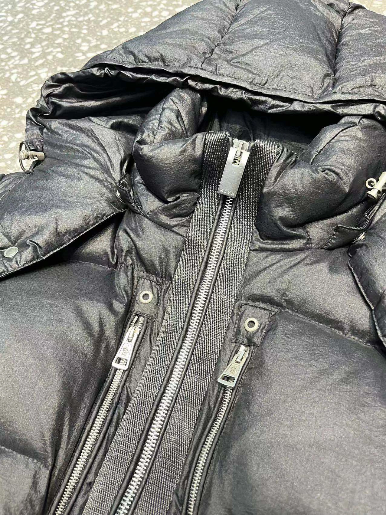 Cut-rate Moncler Down Jackets