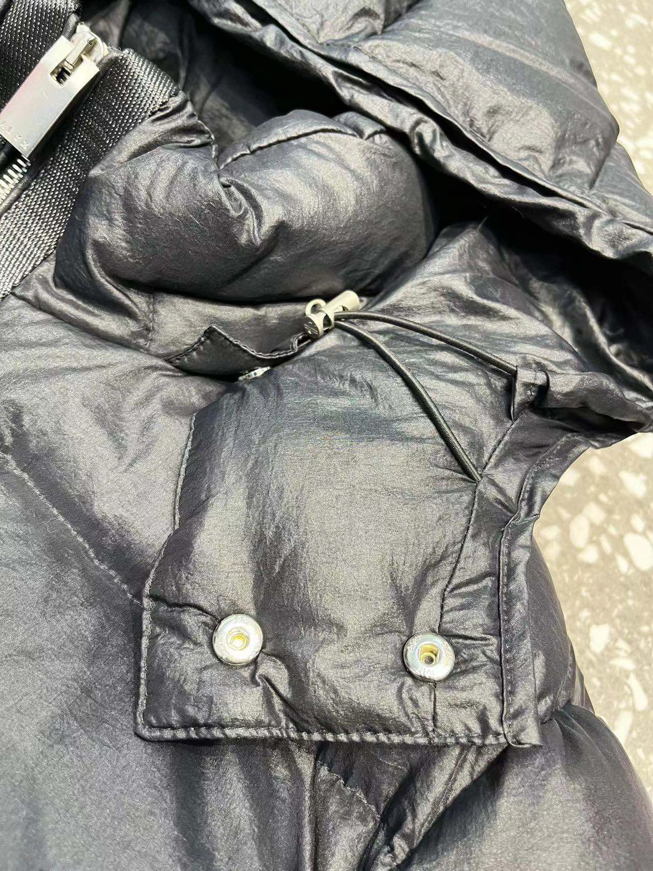 Cut-rate Moncler Down Jackets