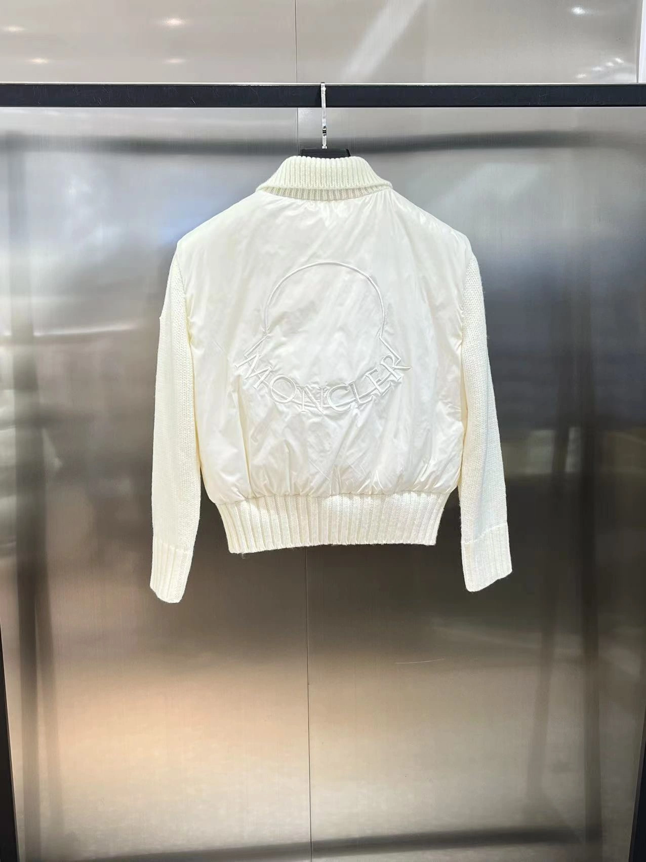 Official Moncler Down Jackets
