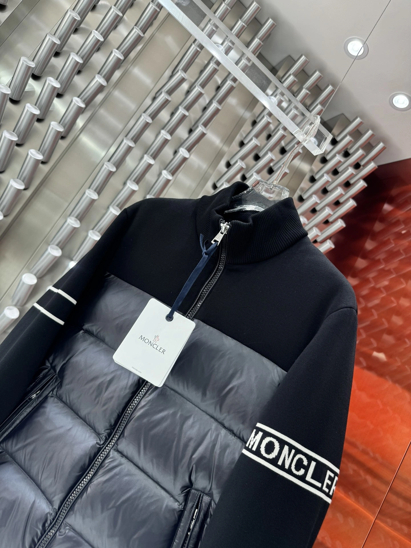 High accuracy Moncler Down Jackets