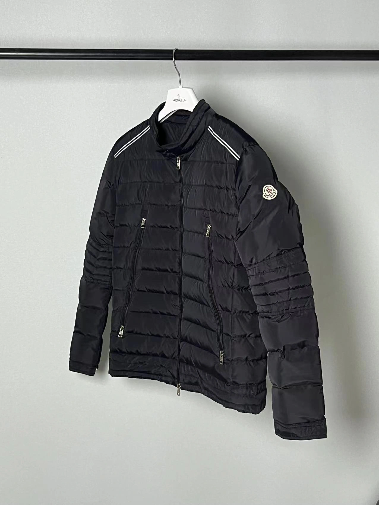 Bargain Moncler Down Jackets