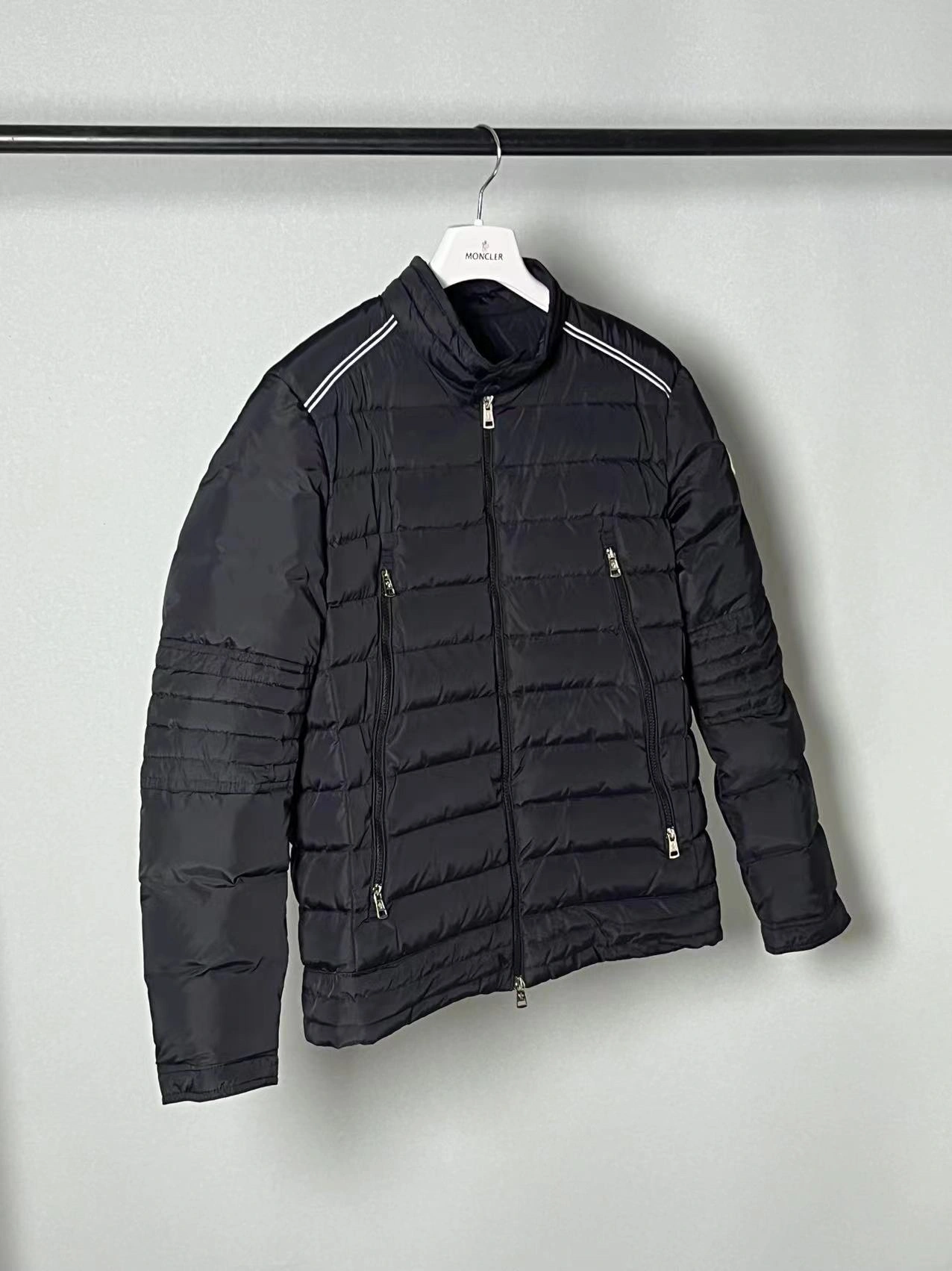 Bargain Moncler Down Jackets