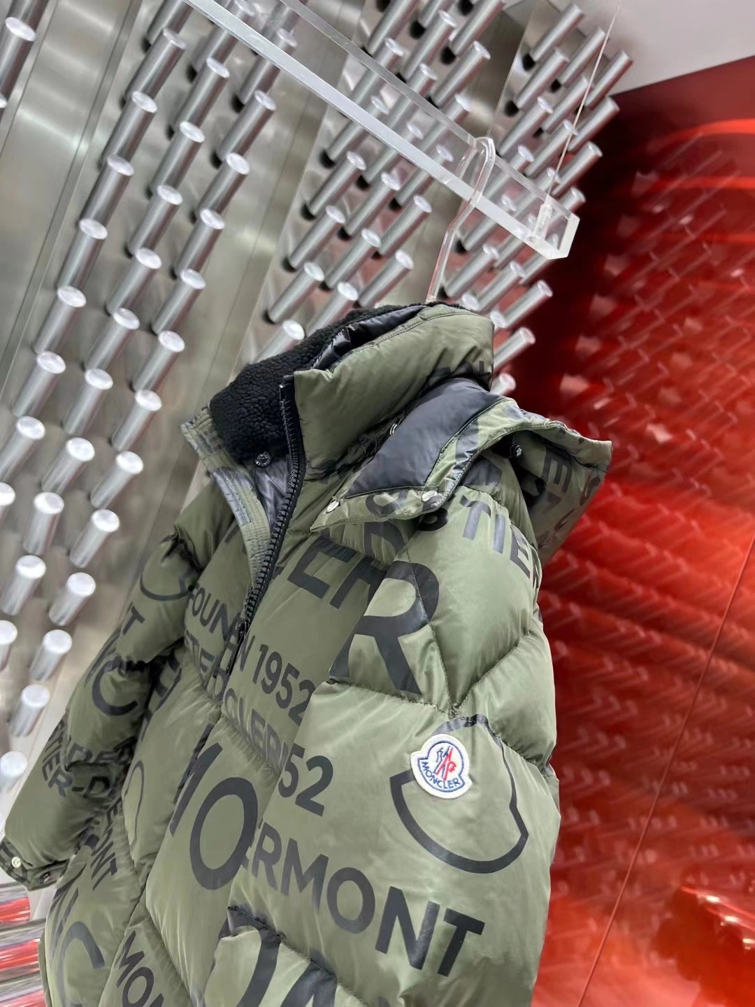 Bargain Moncler Down Jackets