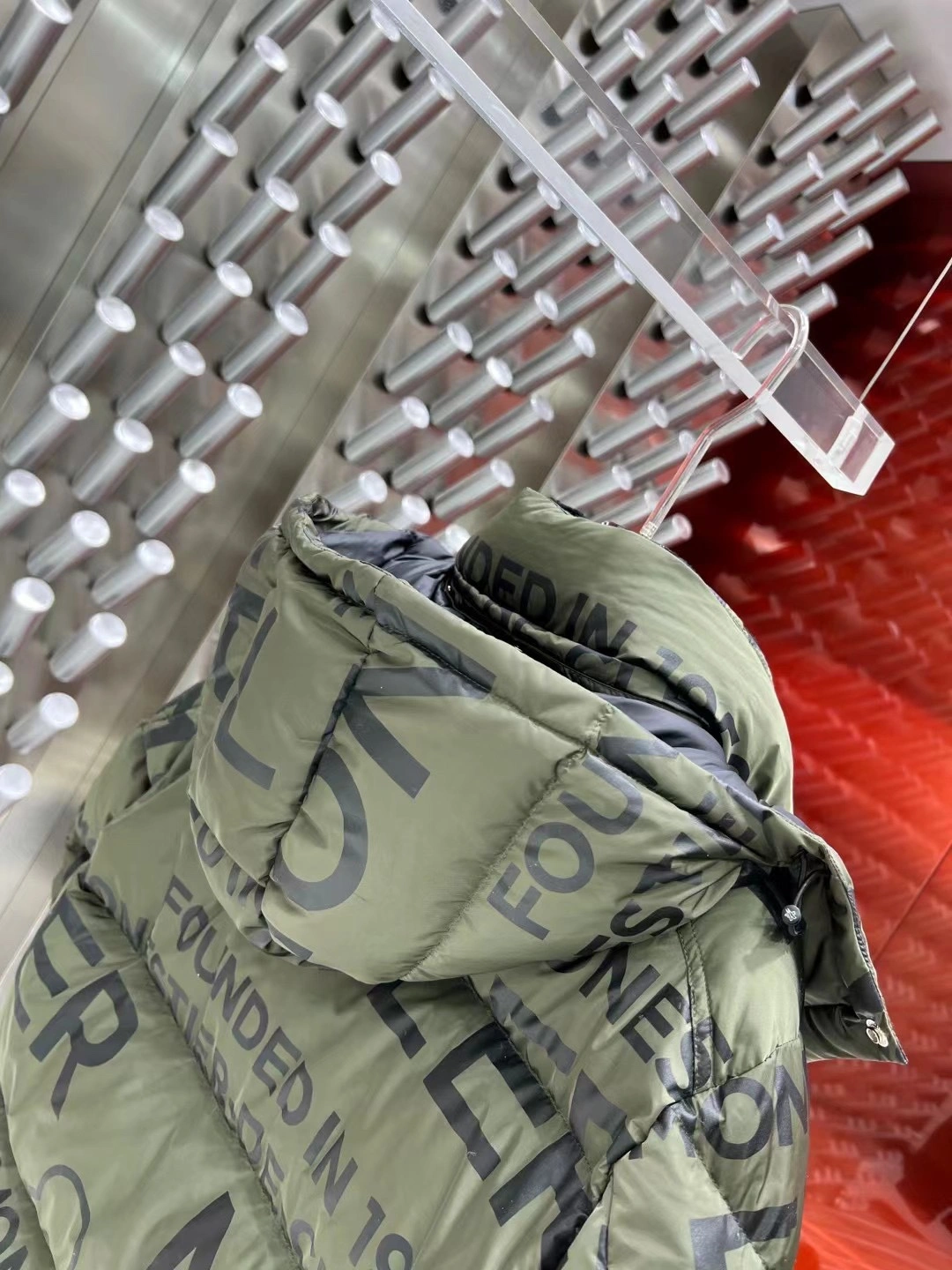 Bargain Moncler Down Jackets
