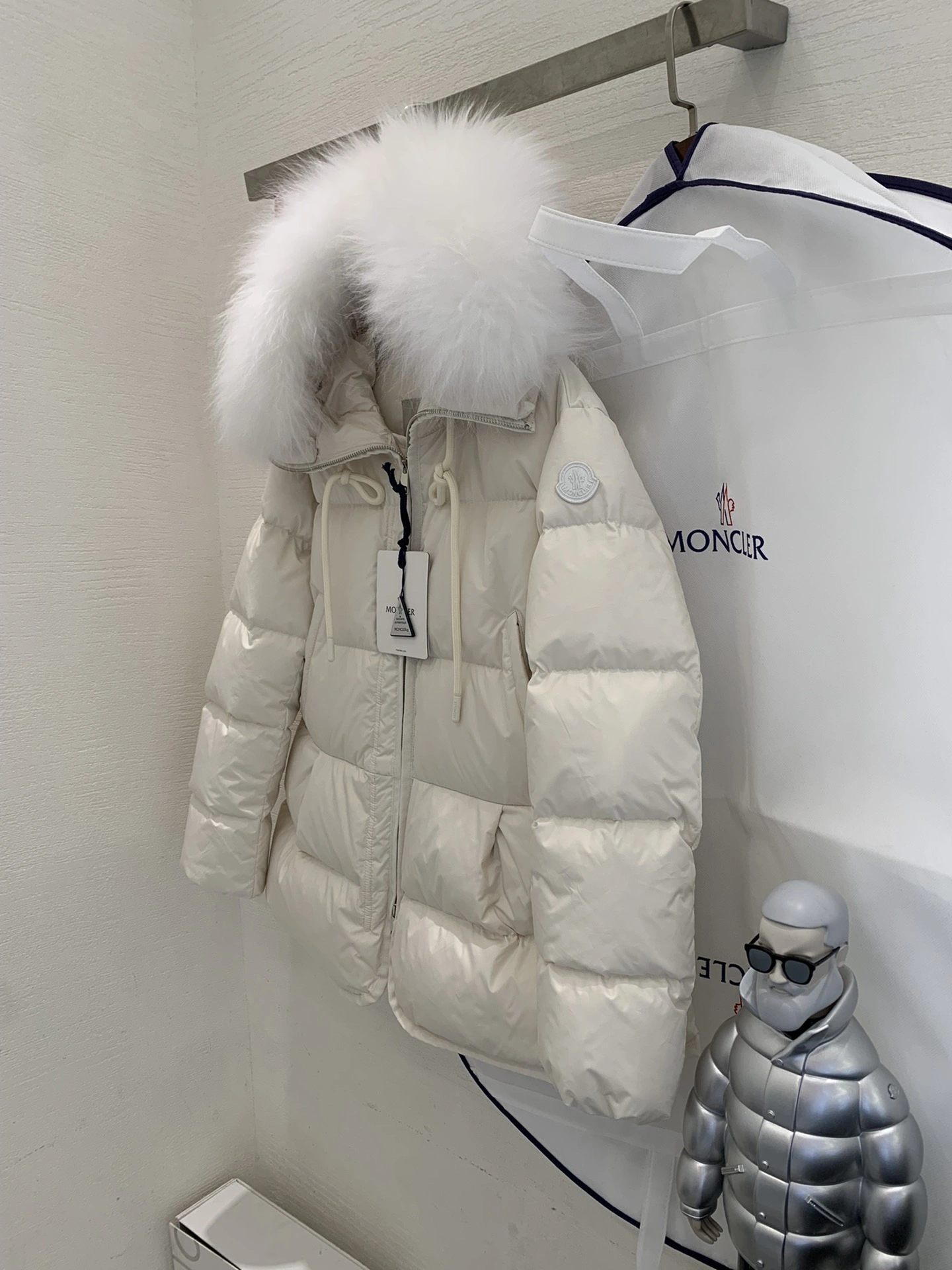 Real Moncler Down Jackets