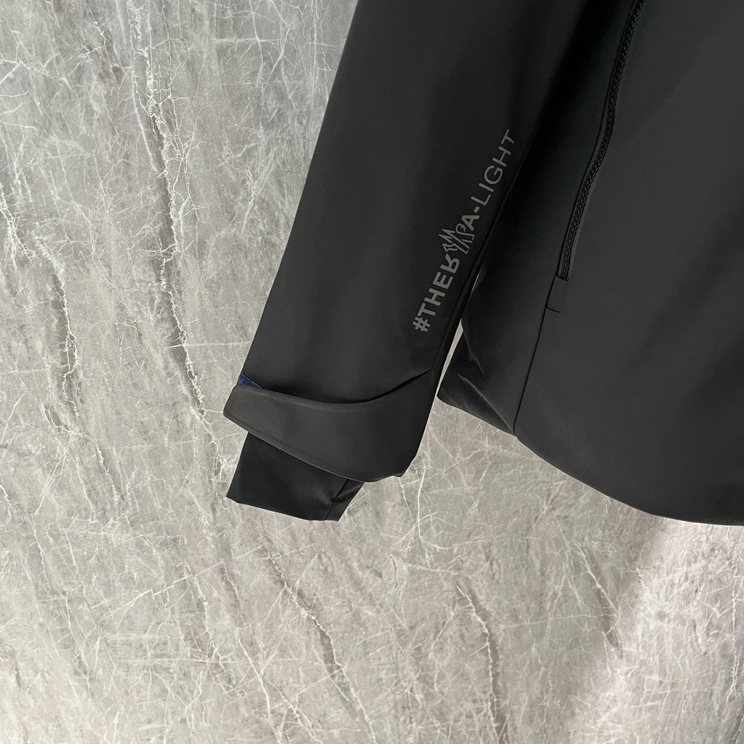 Inexpensive Moncler Down Jackets