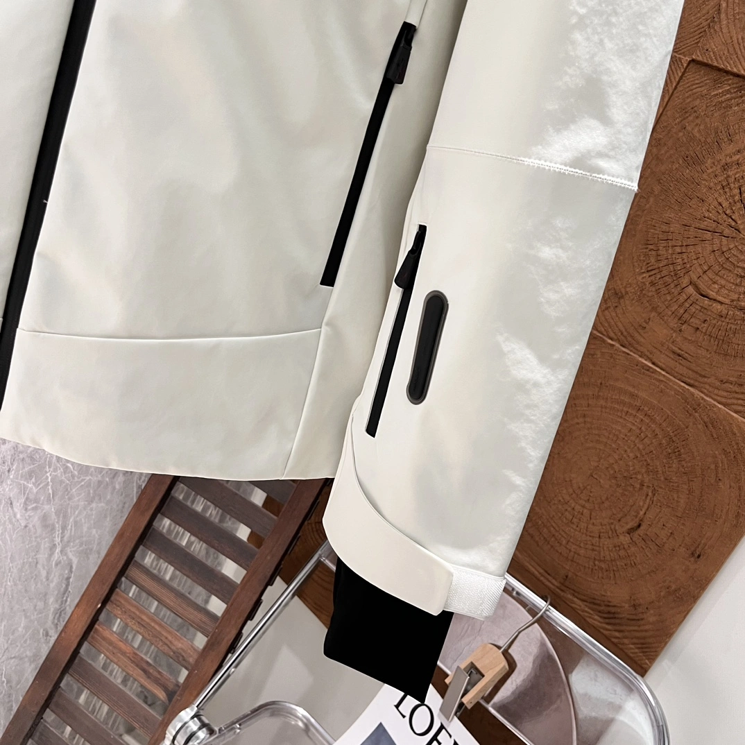 Low-cost Moncler Down Jackets