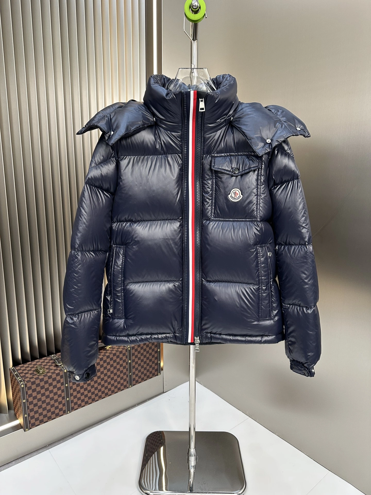 Low-cost Moncler Down Jackets