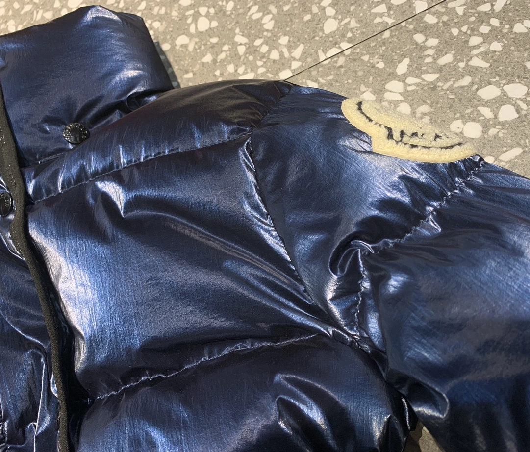 High fidelity Moncler Down Jackets