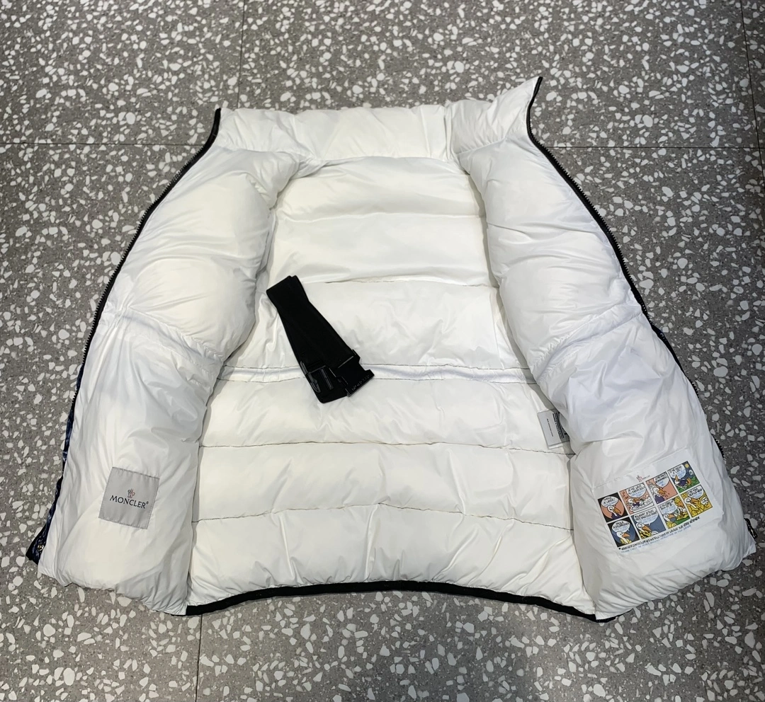 High fidelity Moncler Down Jackets