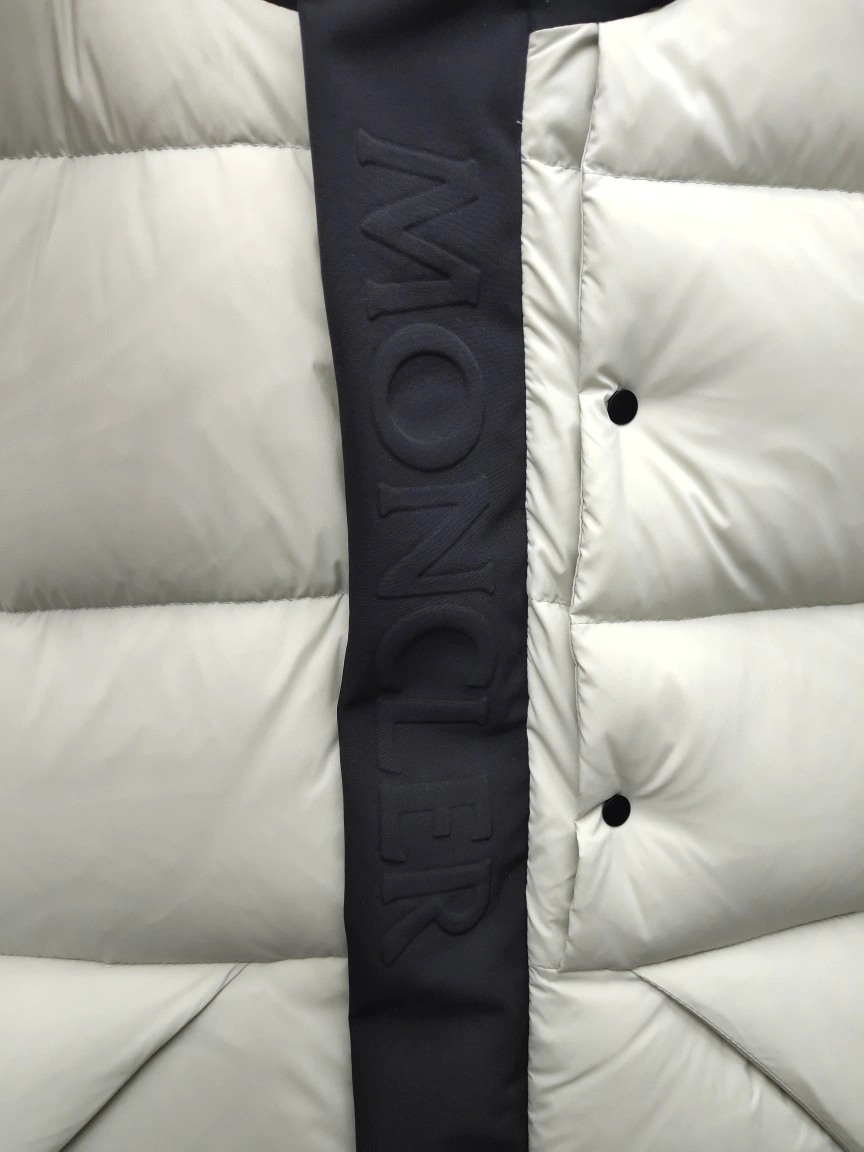 High accuracy Moncler Down Jackets