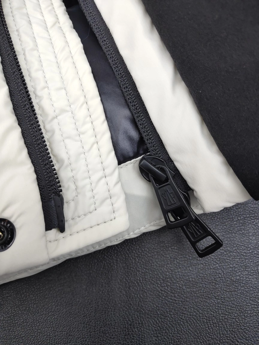 High accuracy Moncler Down Jackets