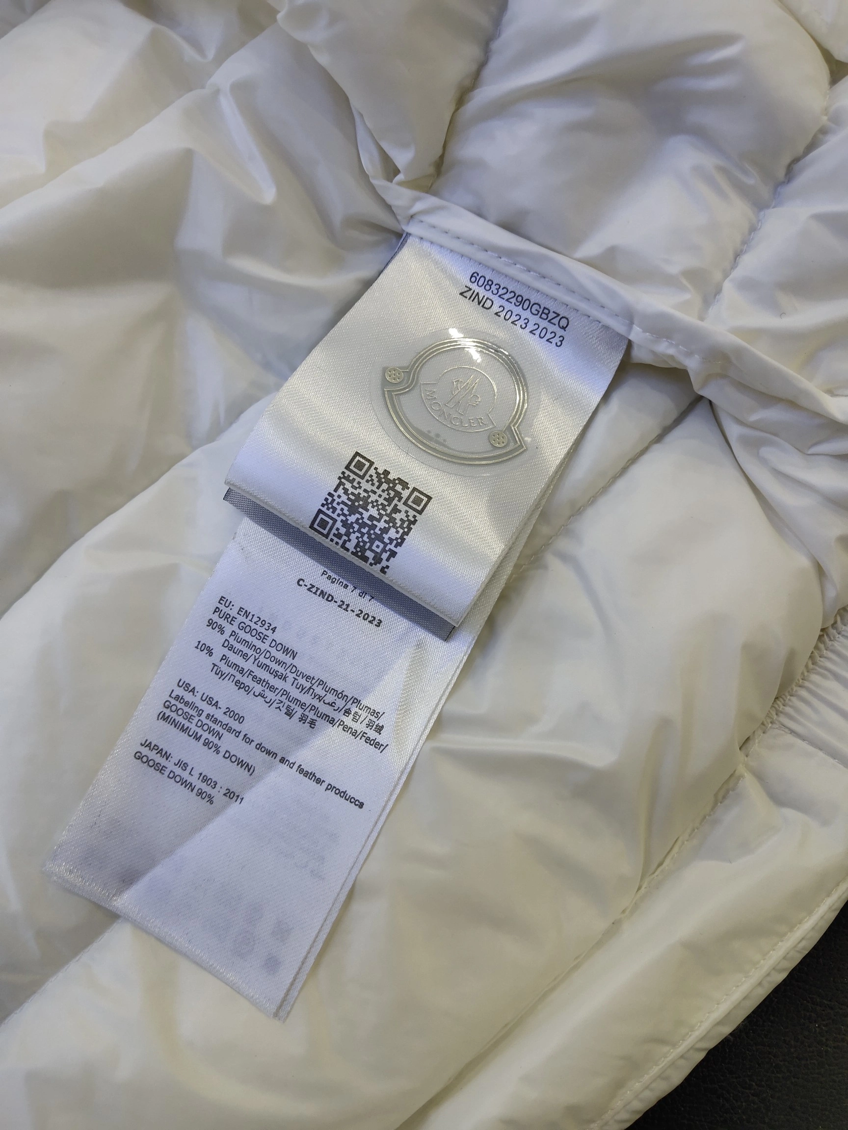 Brand-original Moncler Down Jackets