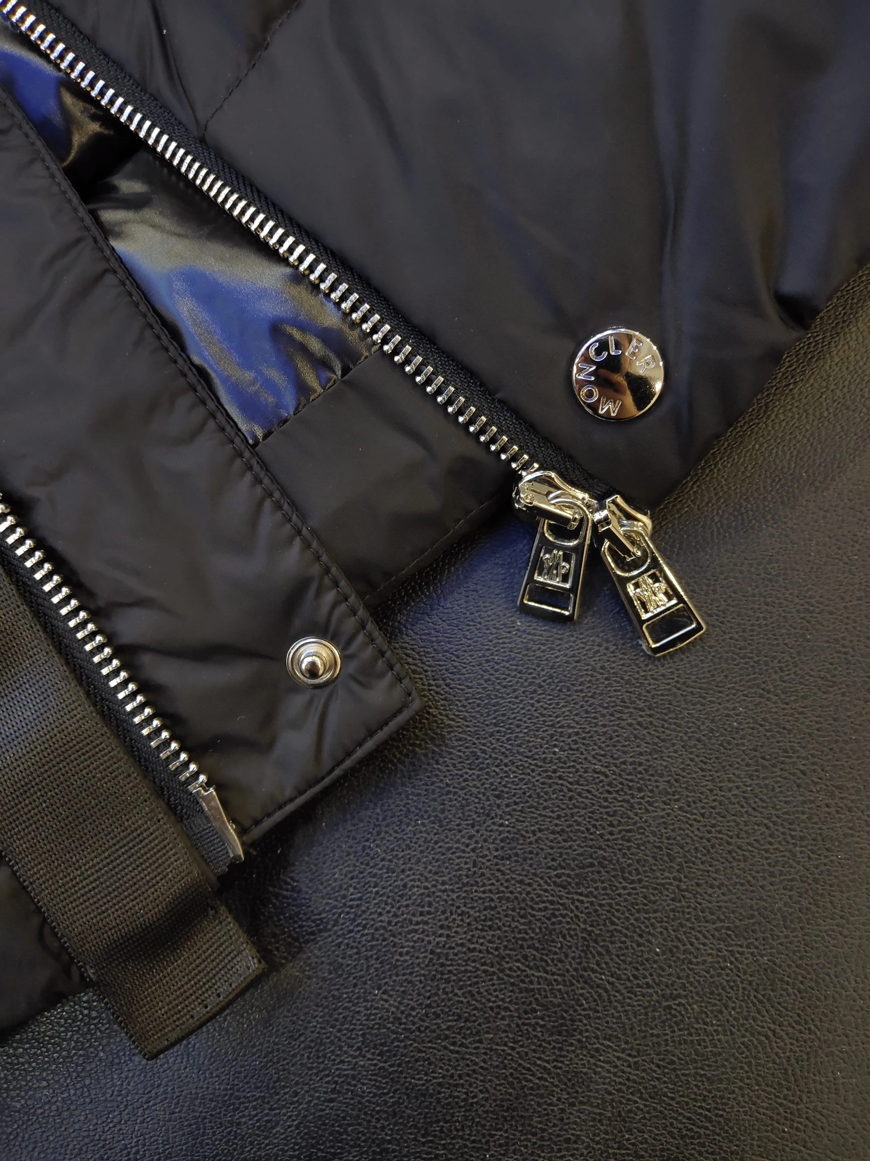 High fidelity Moncler Down Jackets