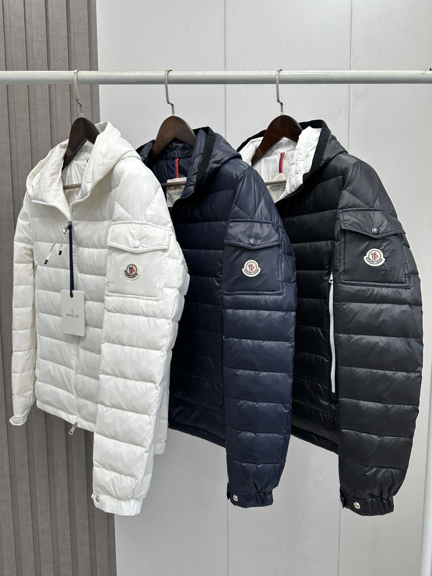 Accurate model Moncler Down Jackets