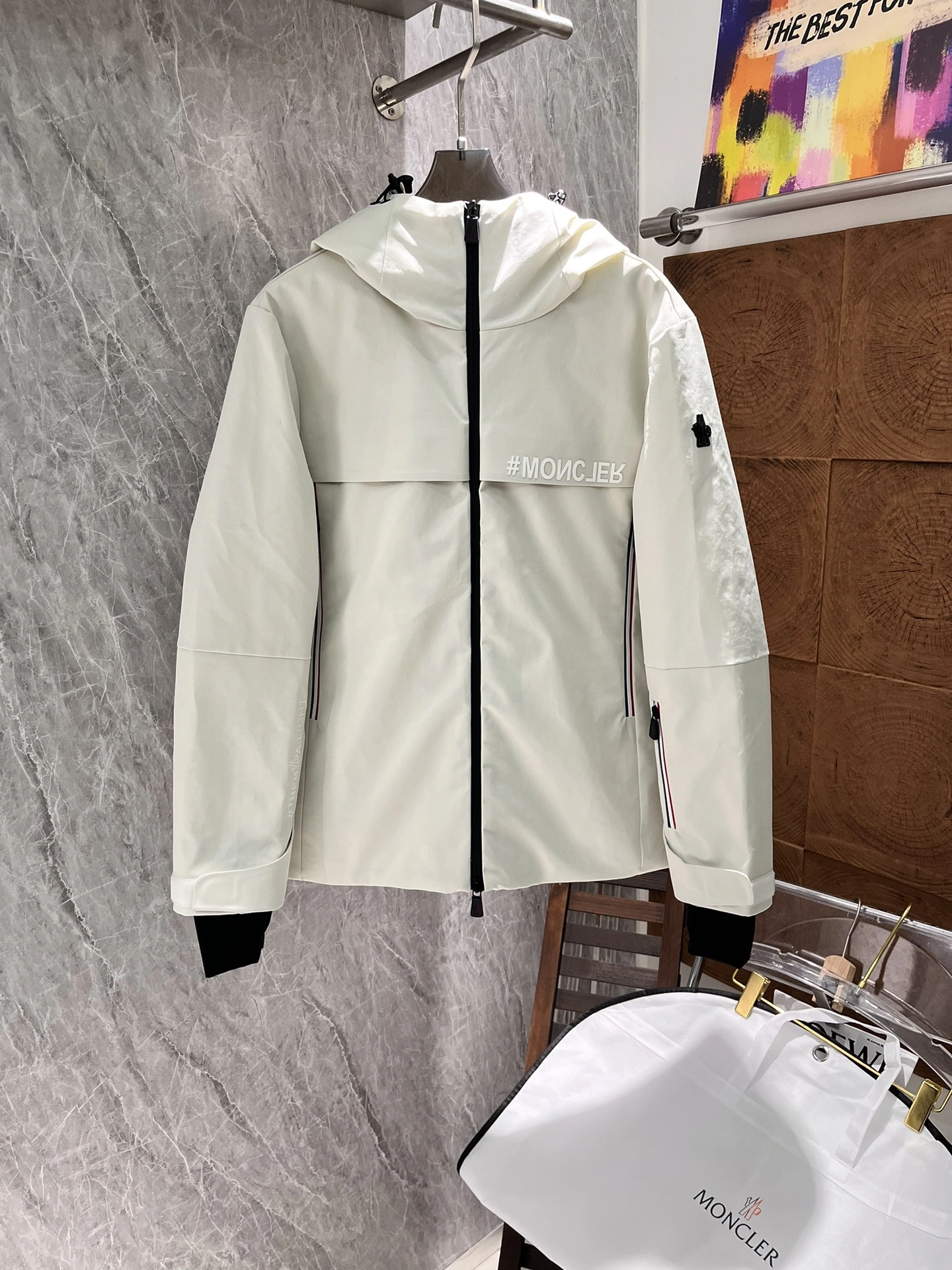 Bargain Moncler Down Jackets