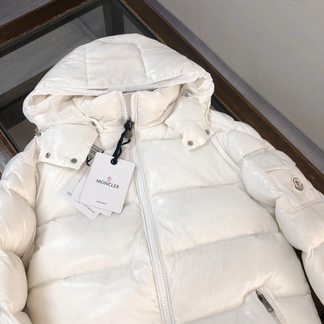 Accurate model Moncler Down Jackets