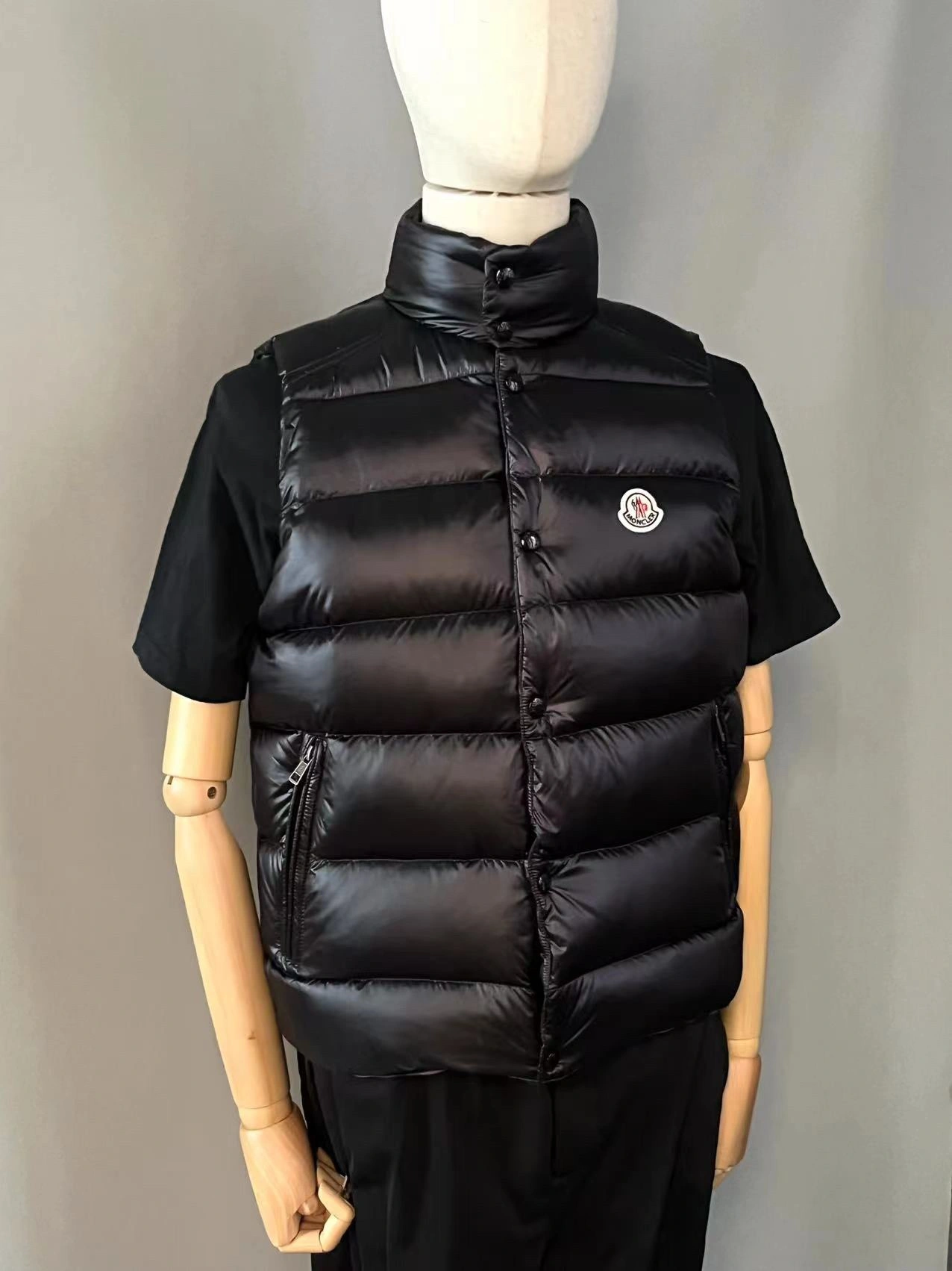 High fidelity Moncler Down Jackets