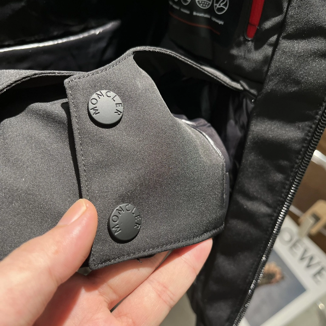 High fidelity Moncler Down Jackets