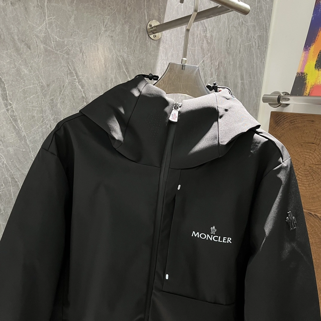 High fidelity Moncler Down Jackets