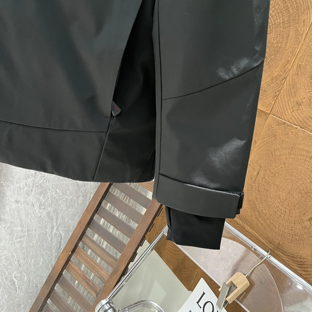High fidelity Moncler Down Jackets