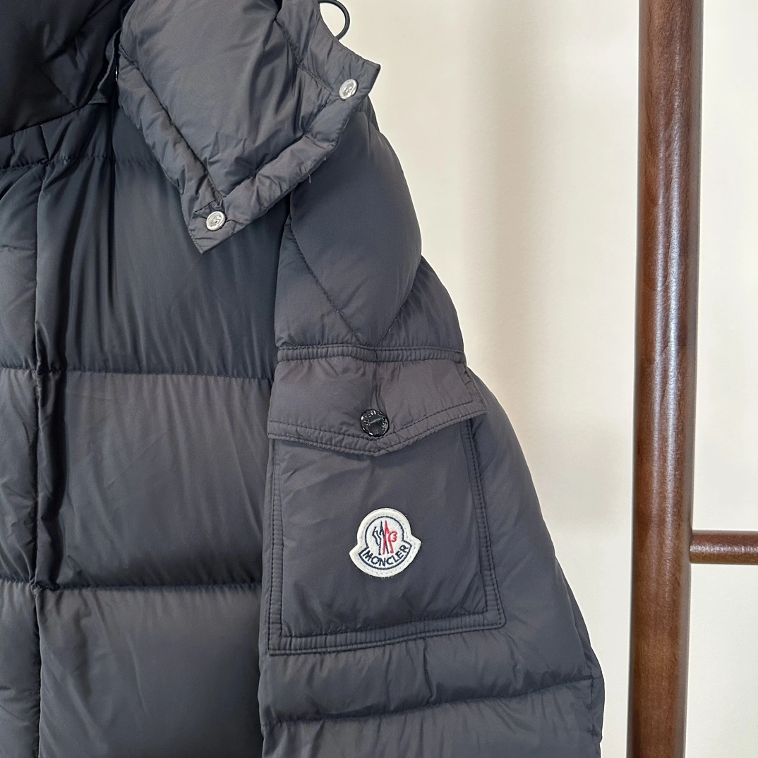 Official Moncler Down Jackets