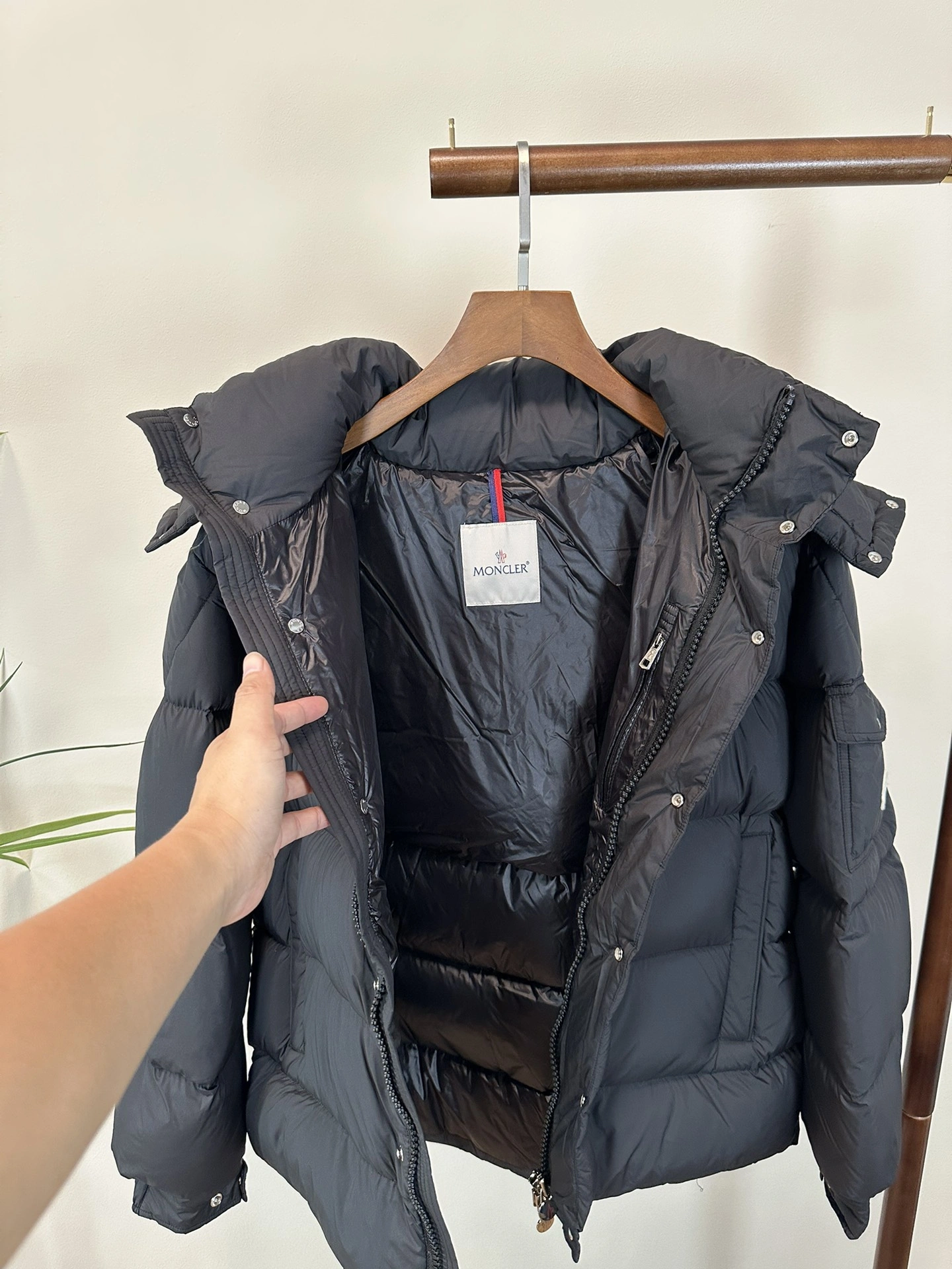 Official Moncler Down Jackets
