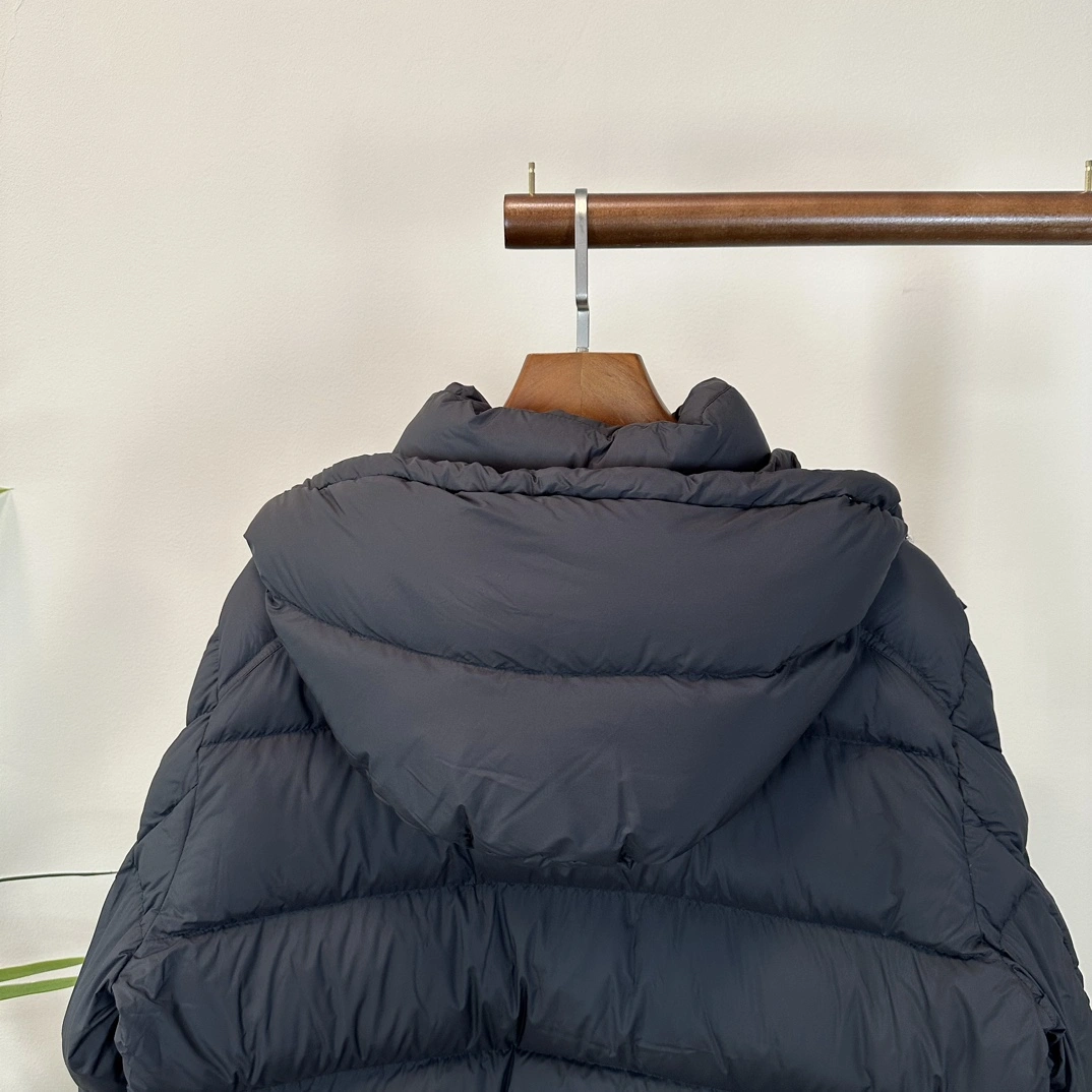 Official Moncler Down Jackets