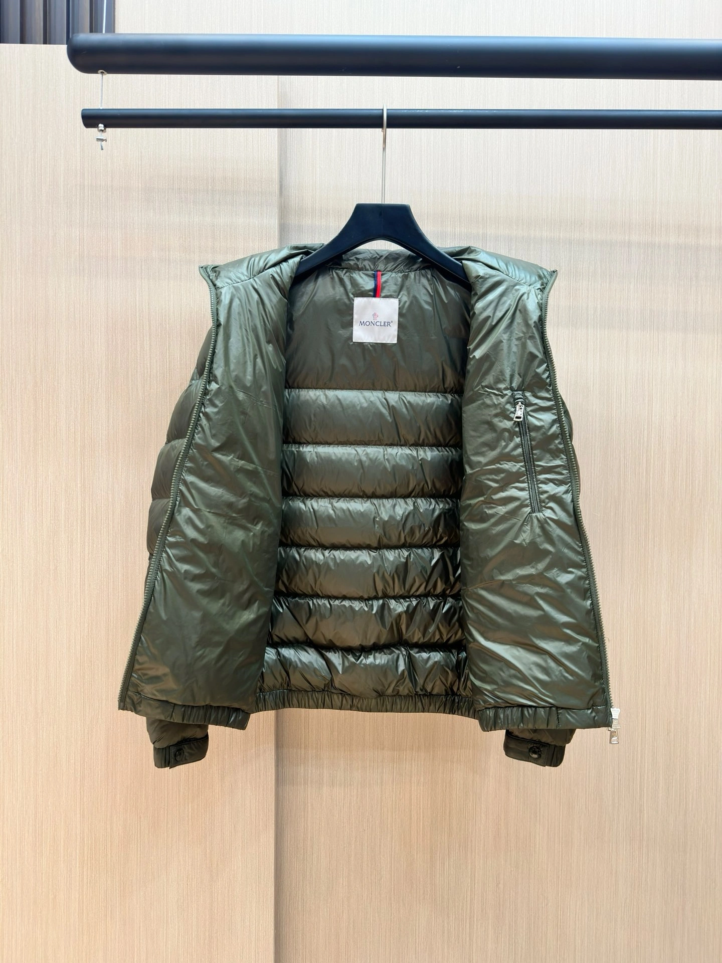 1:1 copy Moncler Down Jackets