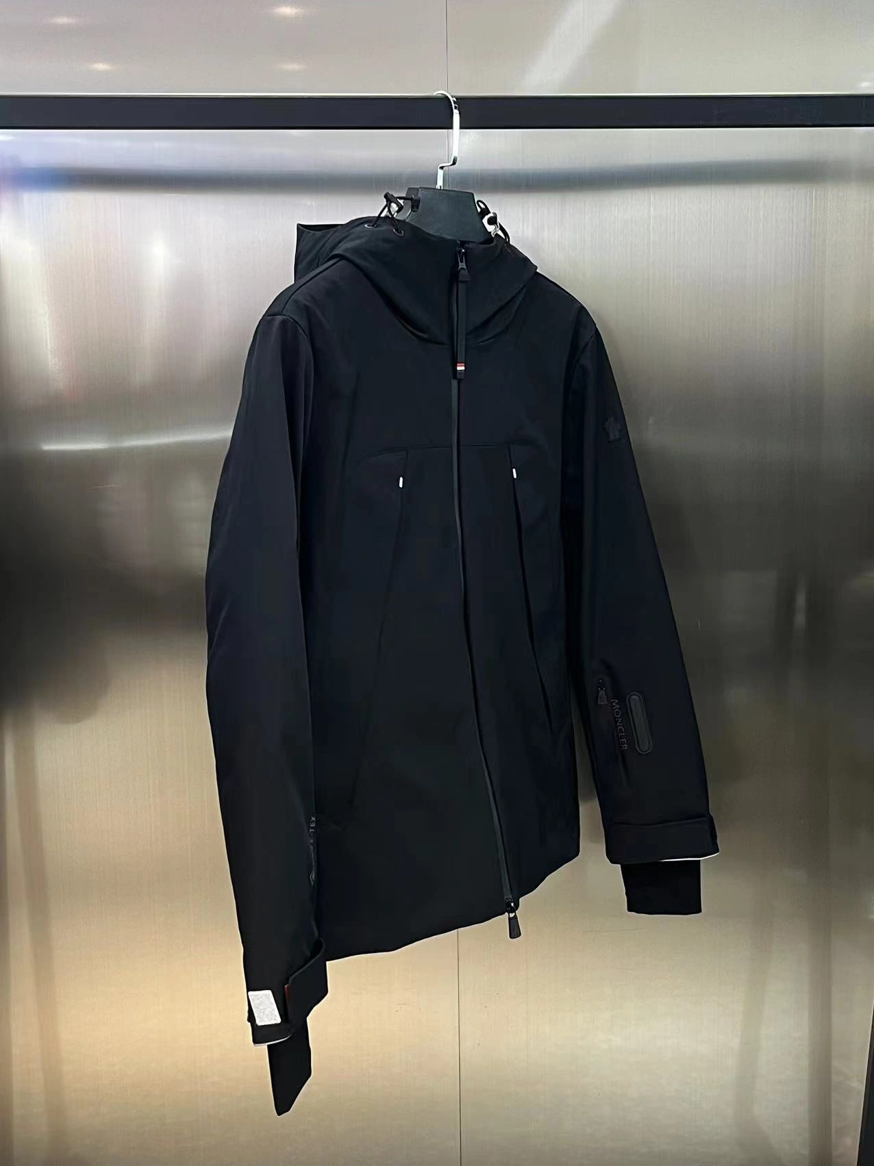 Cut-rate Moncler Down Jackets
