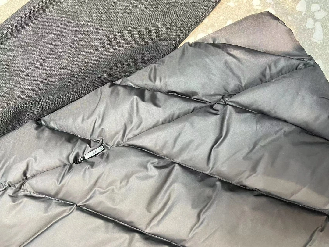 Cut-rate Moncler Down Jackets
