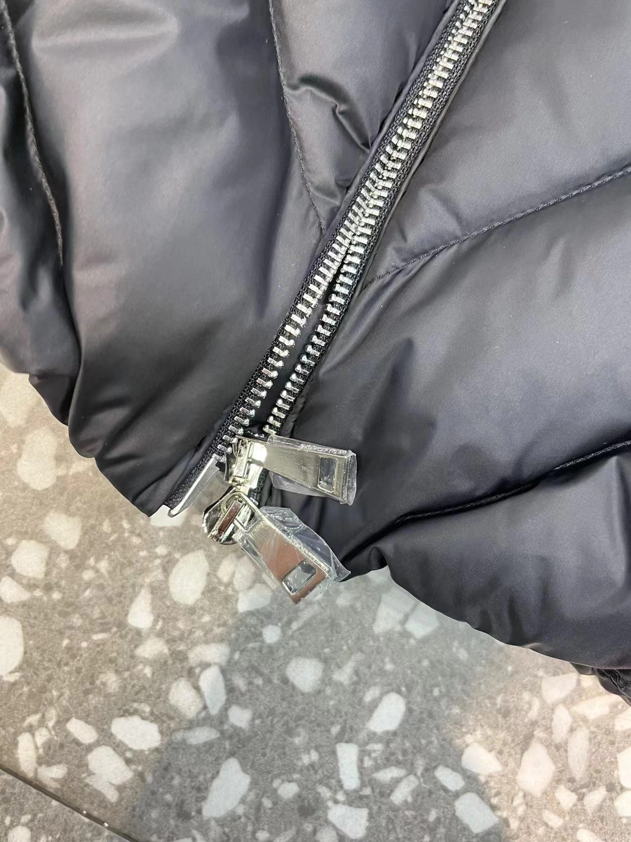 Cut-rate Moncler Down Jackets