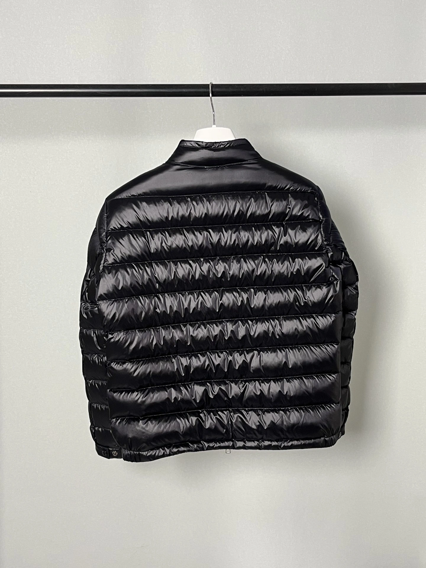 Accurate model Moncler Down Jackets