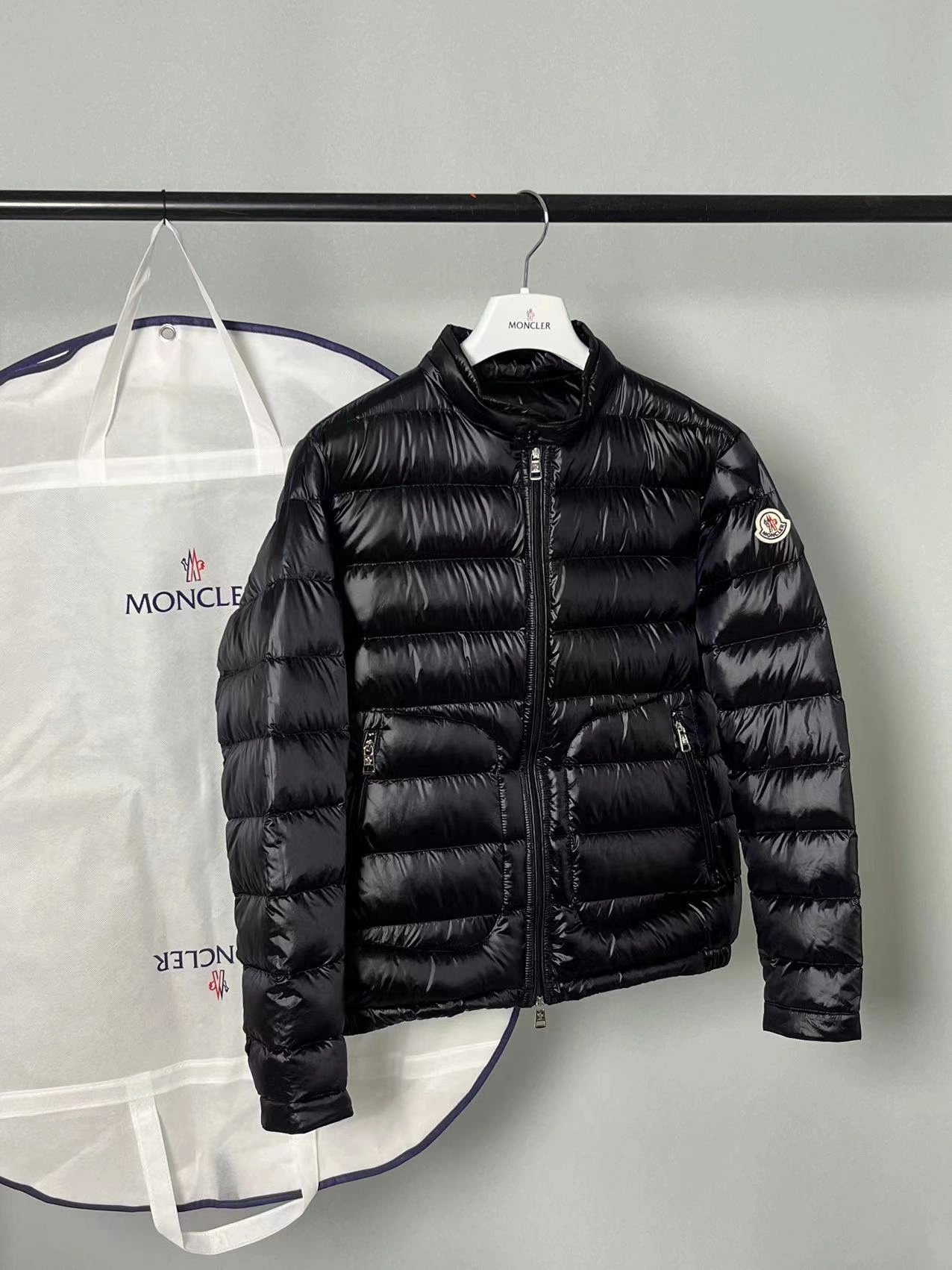 Accurate model Moncler Down Jackets