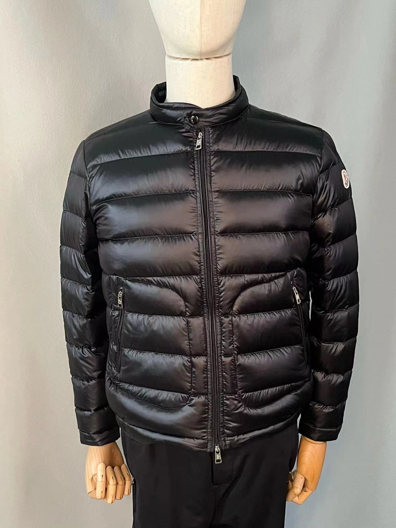 Accurate model Moncler Down Jackets