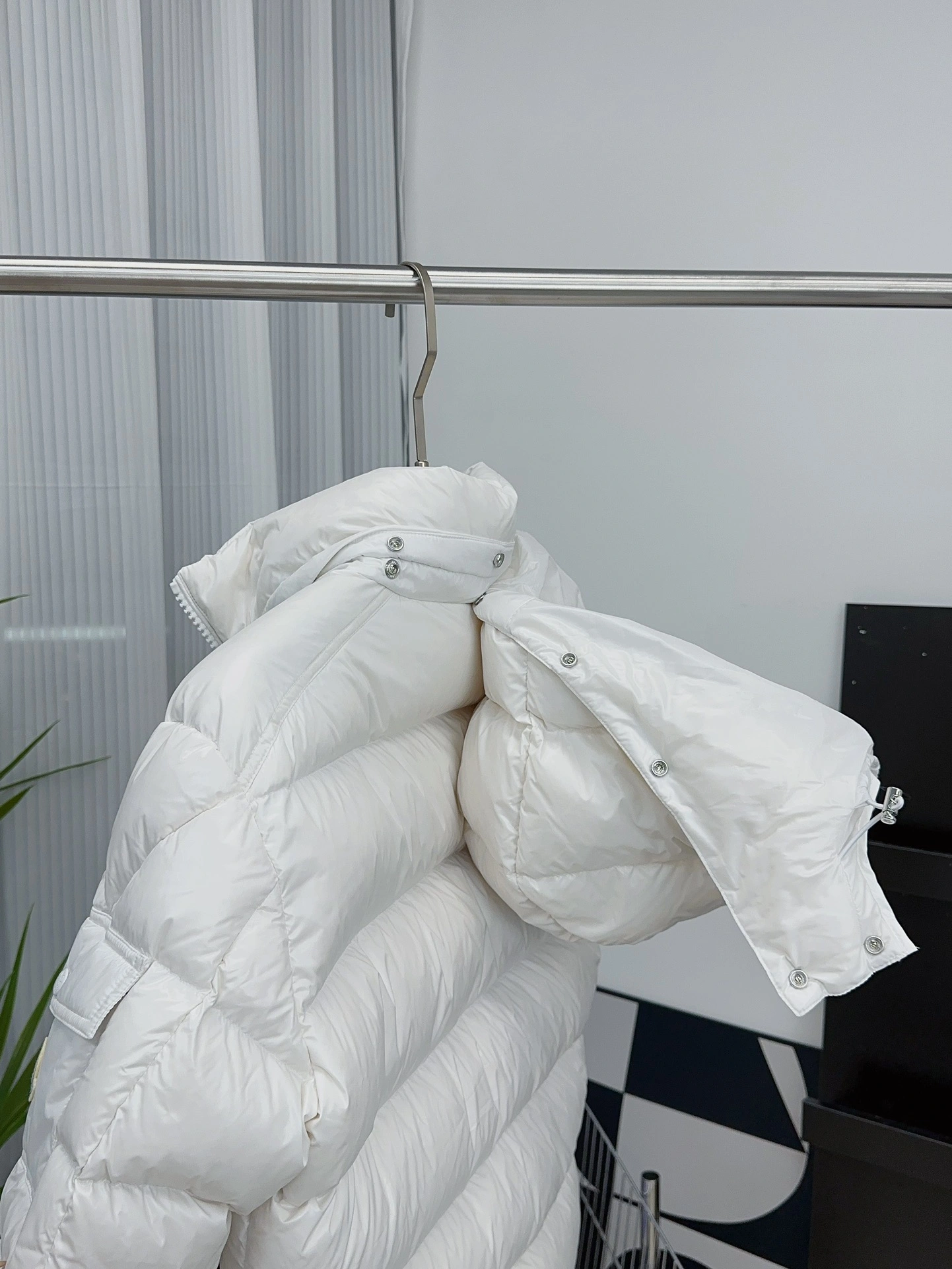 Accurate model Moncler Down Jackets