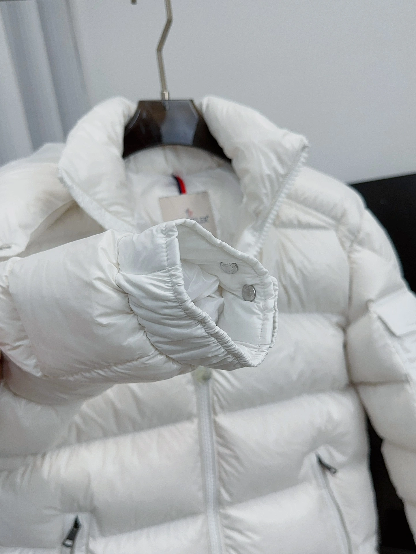 Accurate model Moncler Down Jackets