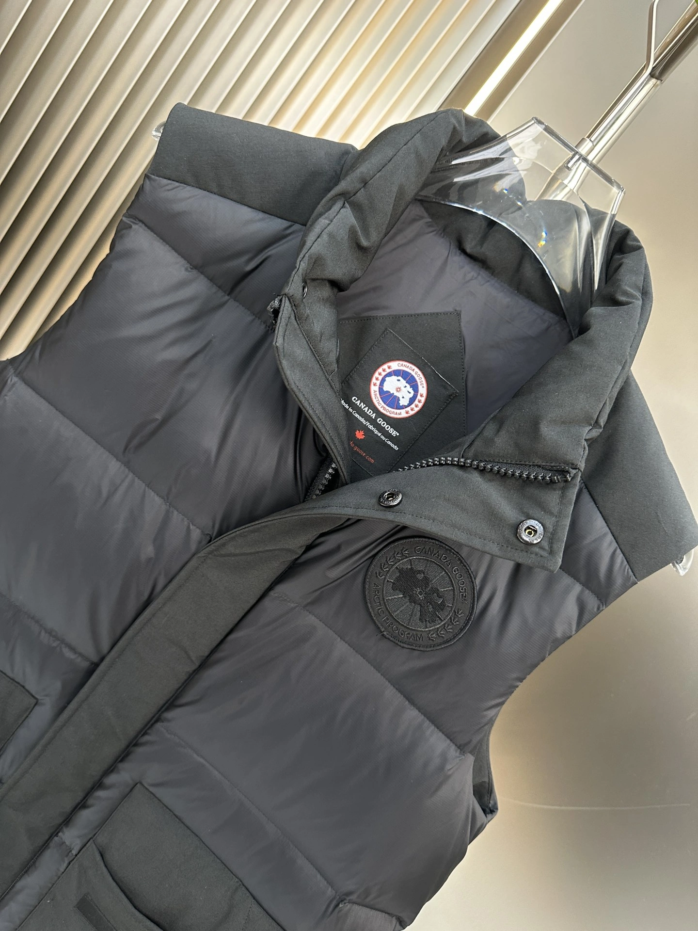 Exact replica Moncler Down Jackets