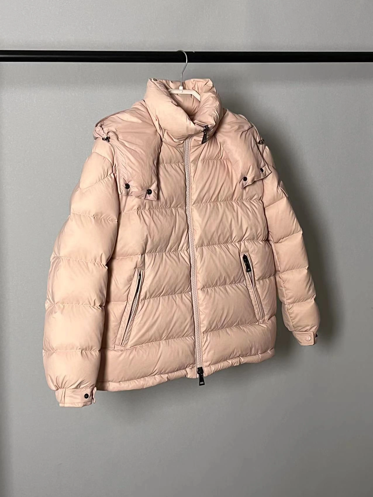 Inexpensive Moncler Down Jackets
