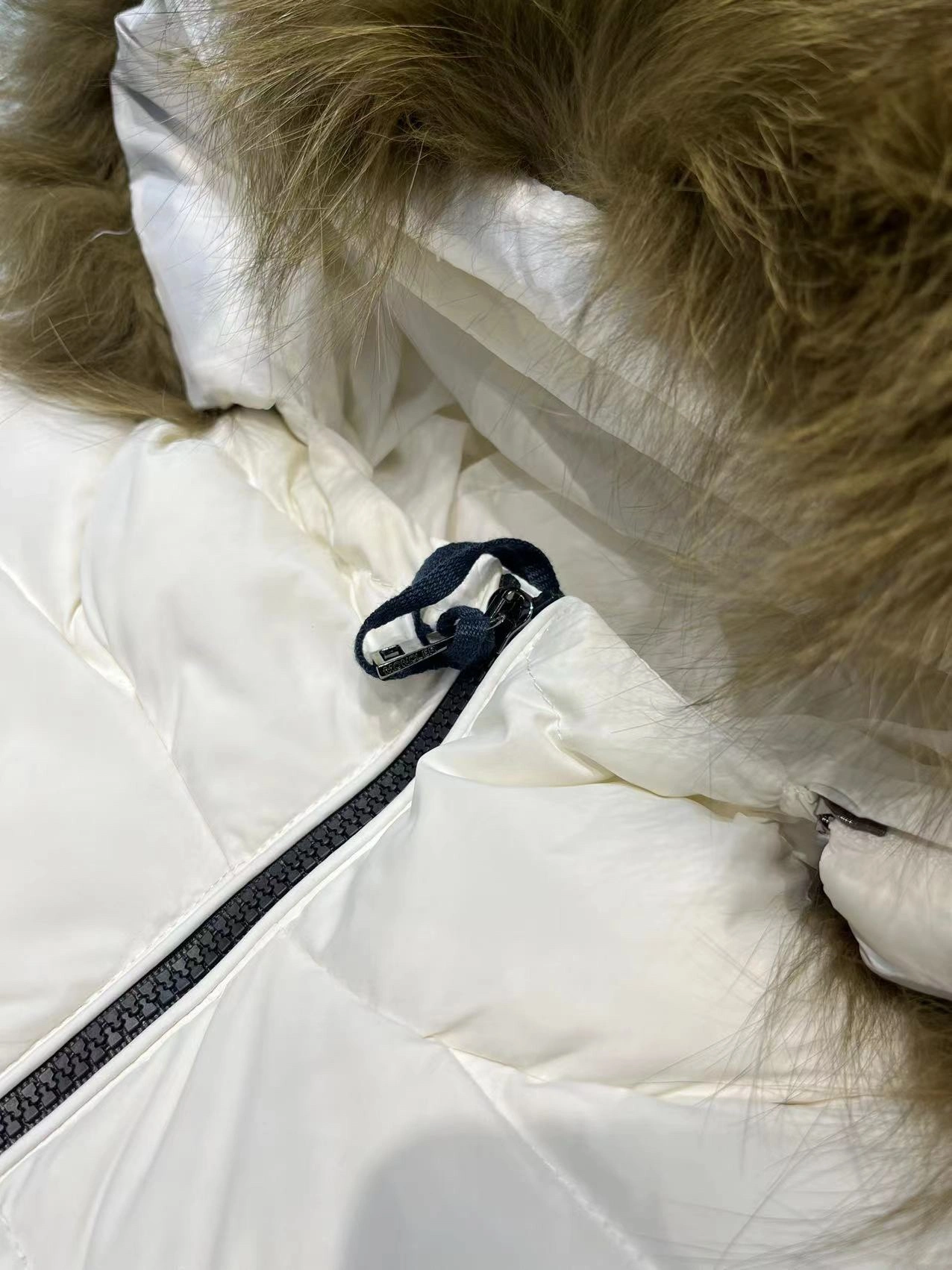 High accuracy Moncler Down Jackets