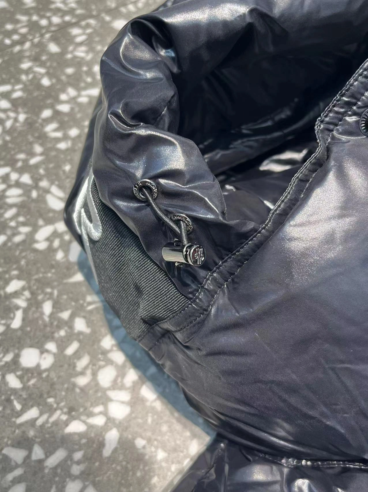 Exact replica Moncler Down Jackets