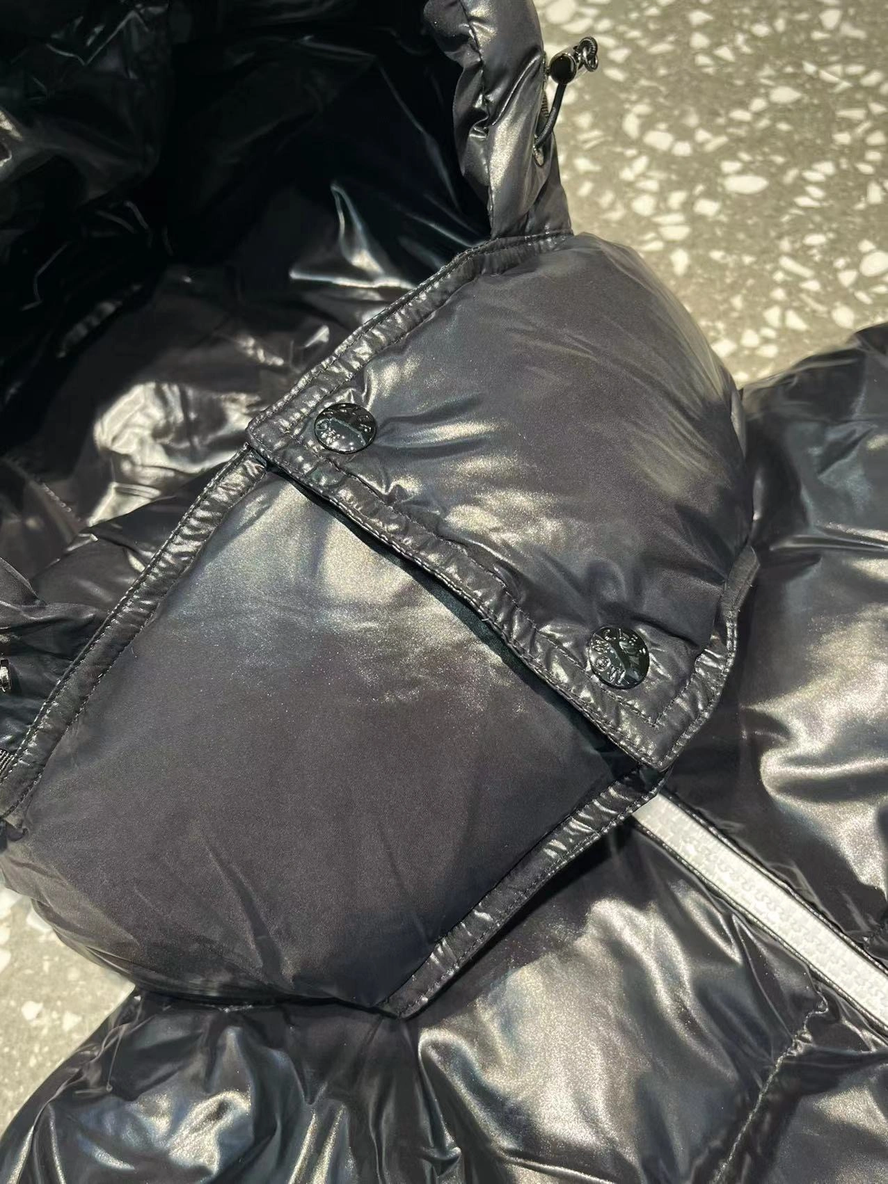 Exact replica Moncler Down Jackets