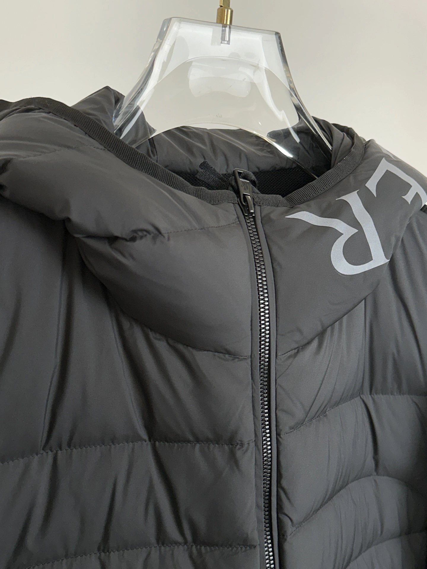 Brand-original Moncler Down Jackets