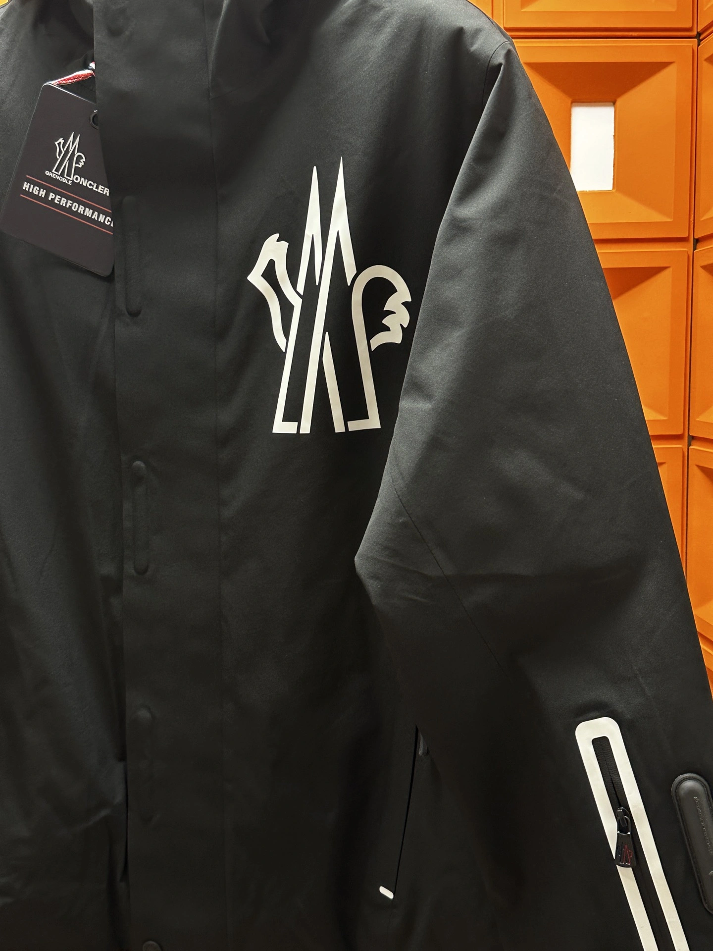 Inexpensive Moncler Down Jackets