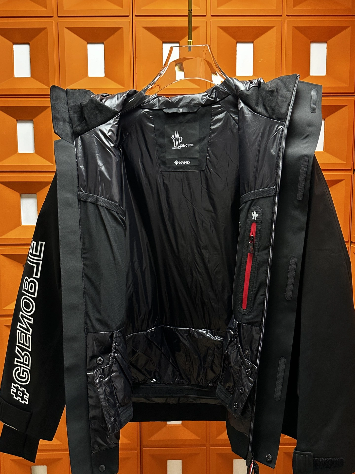 Inexpensive Moncler Down Jackets