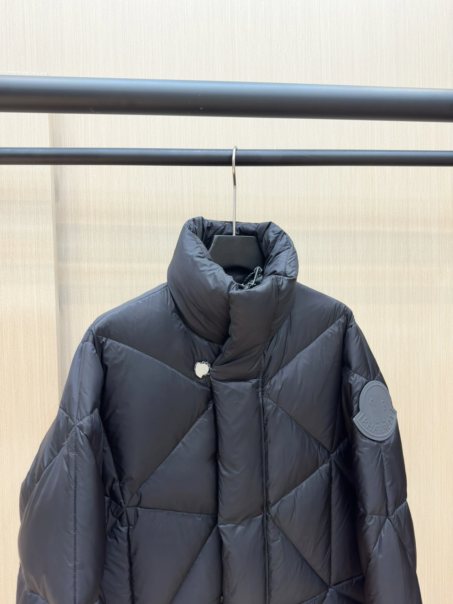 1:1 copy Moncler Down Jackets