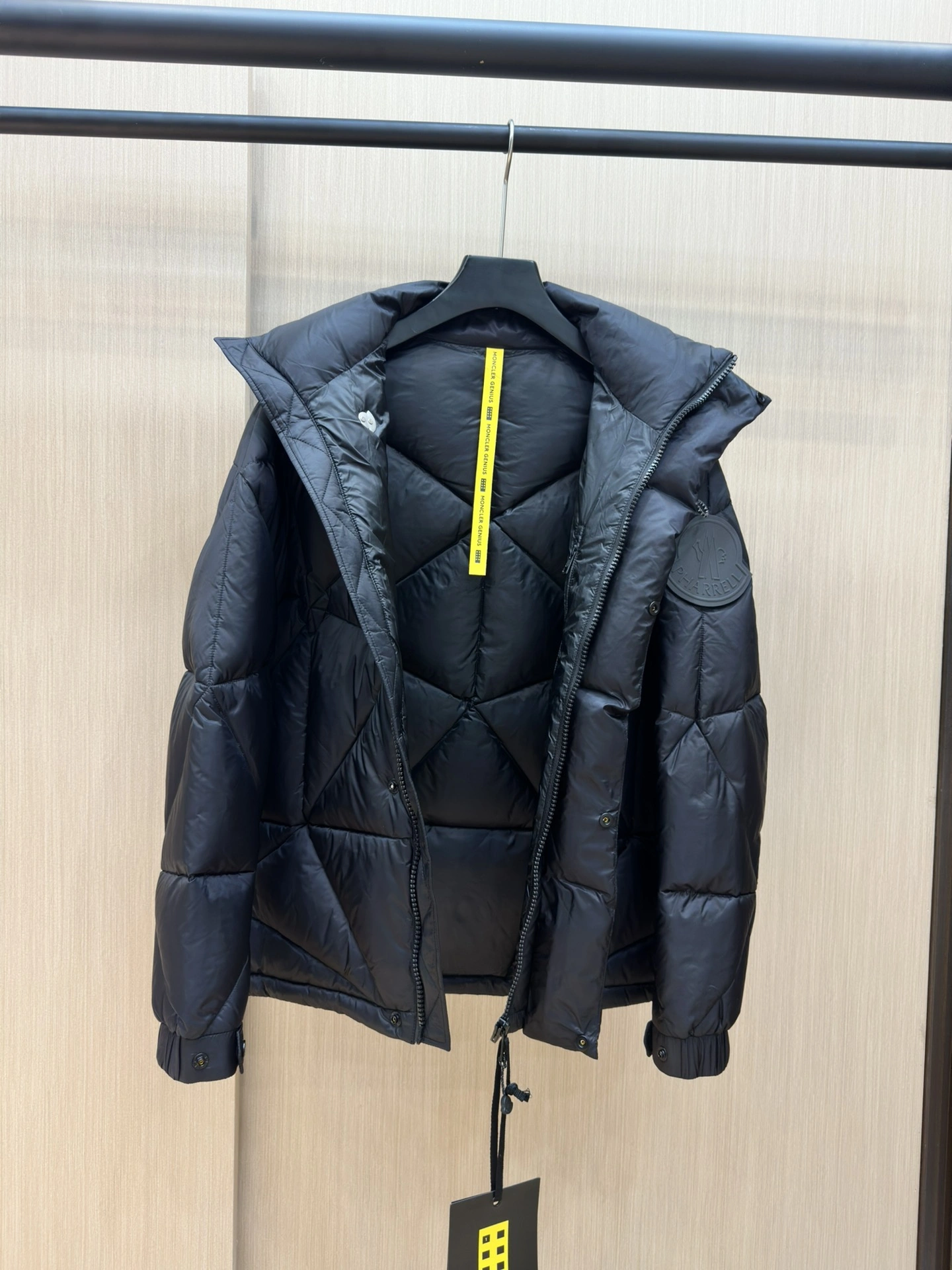 1:1 copy Moncler Down Jackets