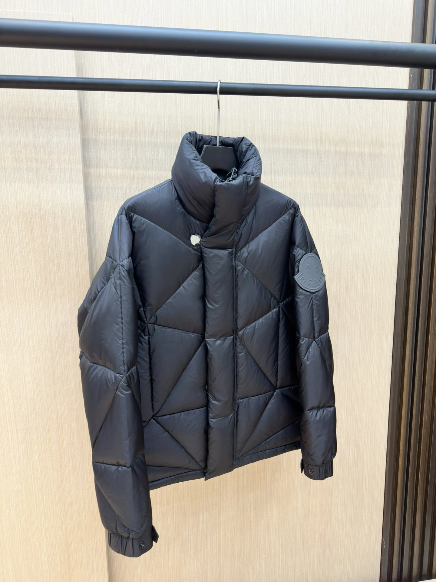 1:1 copy Moncler Down Jackets