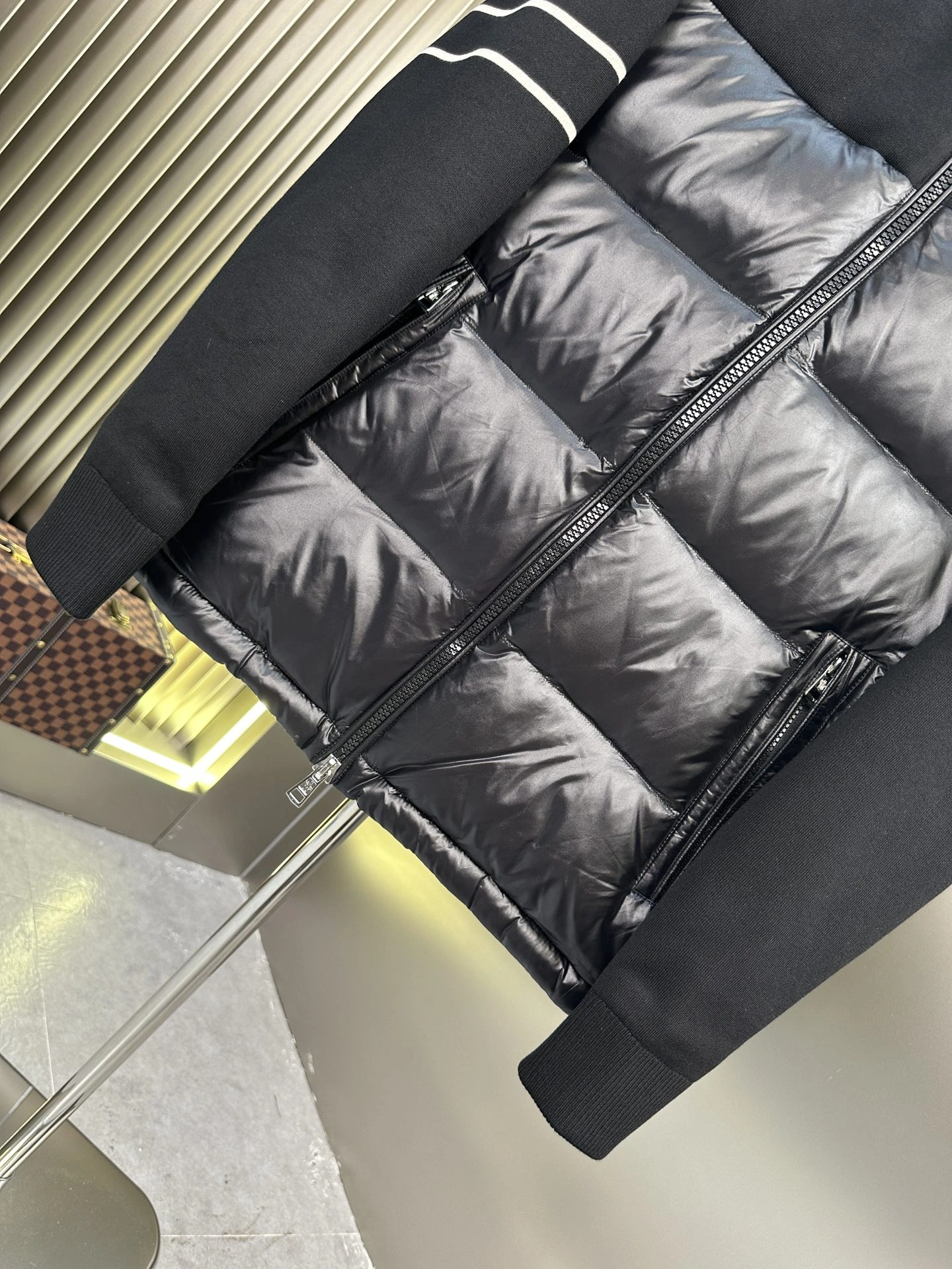 Inexpensive Moncler Down Jackets