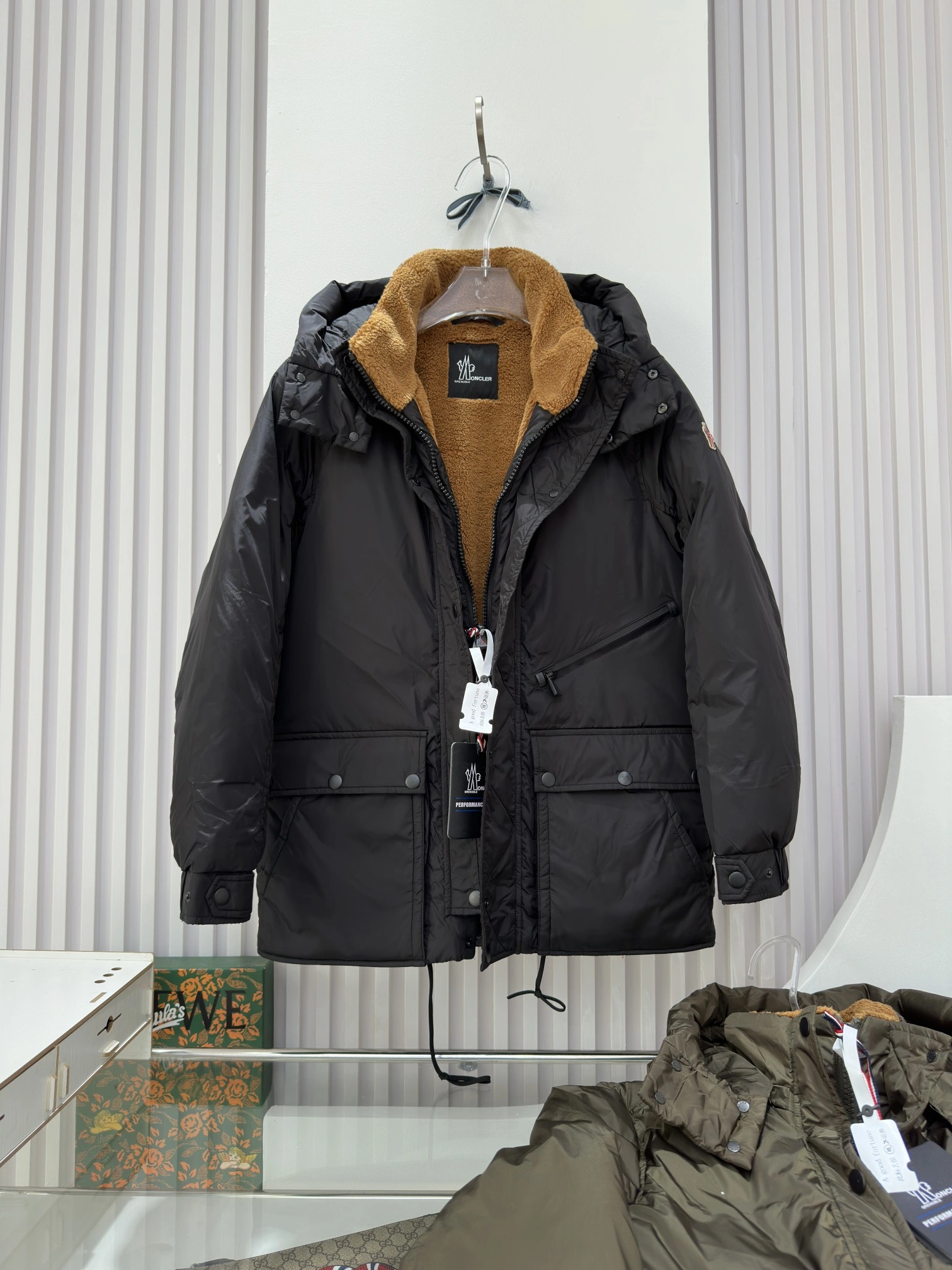 High accuracy Moncler Down Jackets